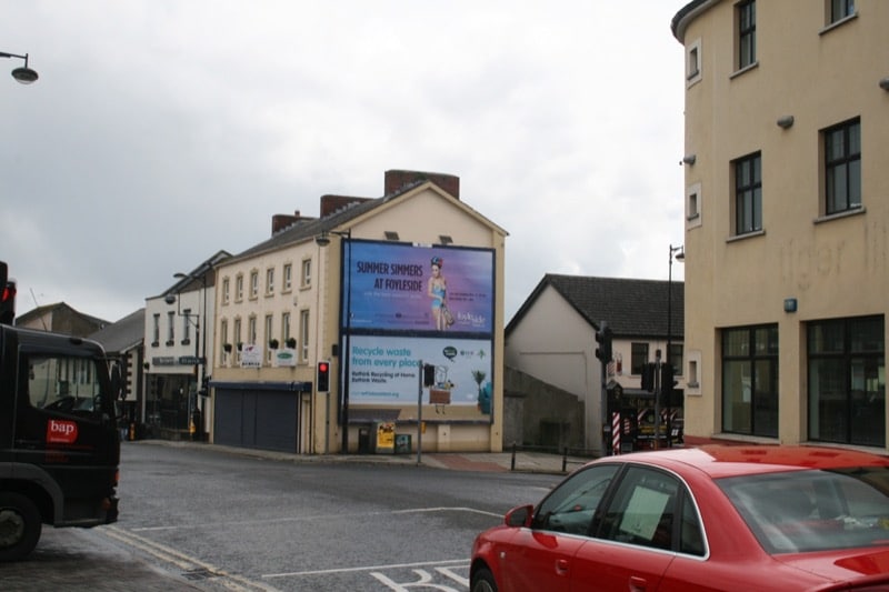 Outdoor Advertising Solutions | Digital Graphics | Cunningham